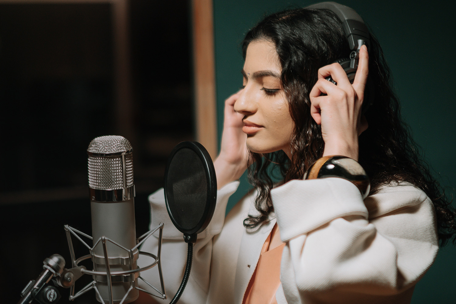 Audacy Inc: An Audio Universe of Discovery & Connection